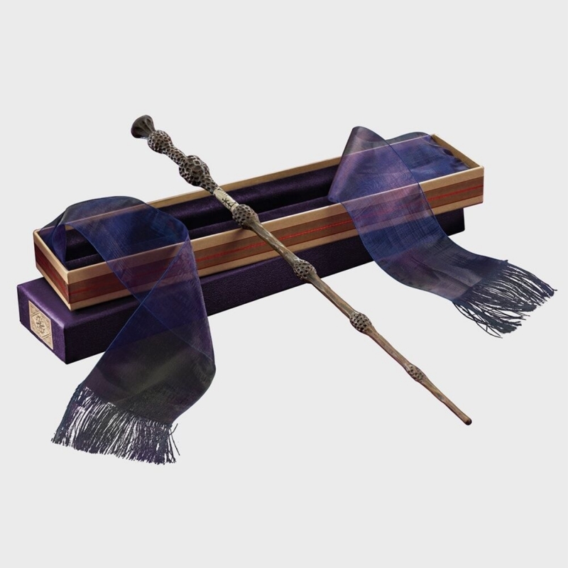 The Noble Collection Dumbledore Wand with Ollivanders Wand Box | 113