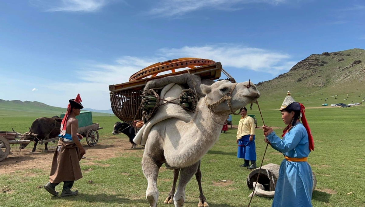 Mongol Nomadic show | Four Seasons Travel LLC