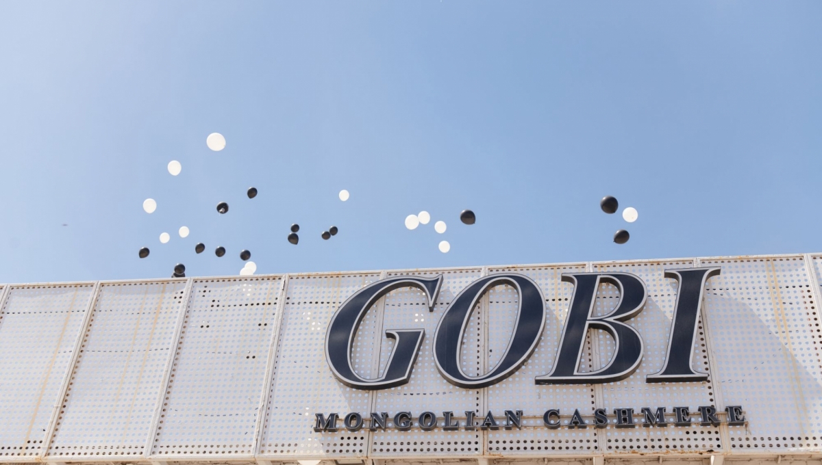 Ulaanbaatar: World-Famous Gobi Cashmere Flagship Store Shopping Tour