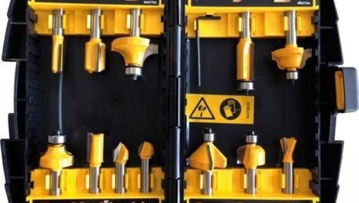 Фрезер ком хутга DEWALT DT90016-QZ