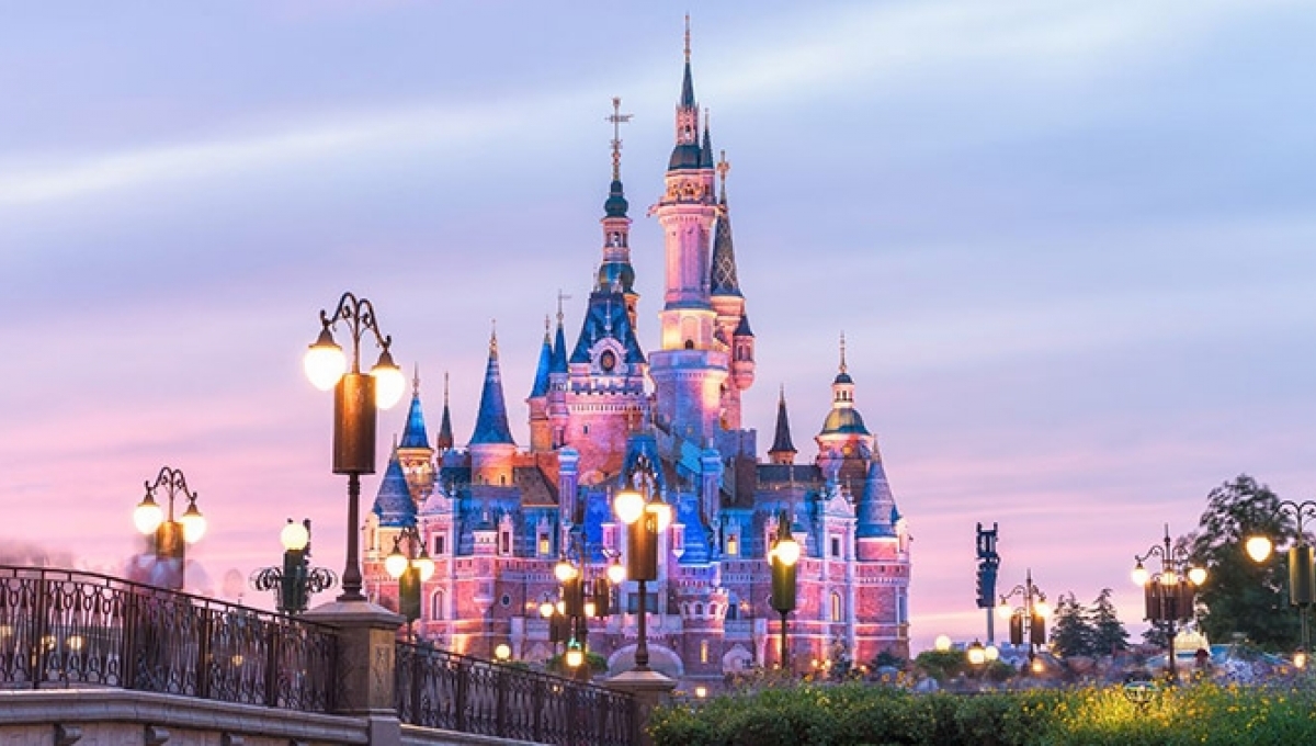 Бээжин Шанхай хотын аялал Захиалгаар гарна Монгол Аялал