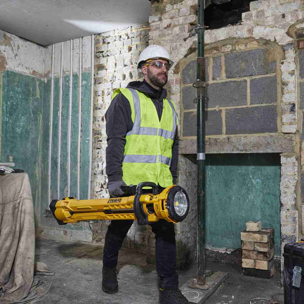 18В Батерейт гэрэл DEWALT DCL079-XJ
