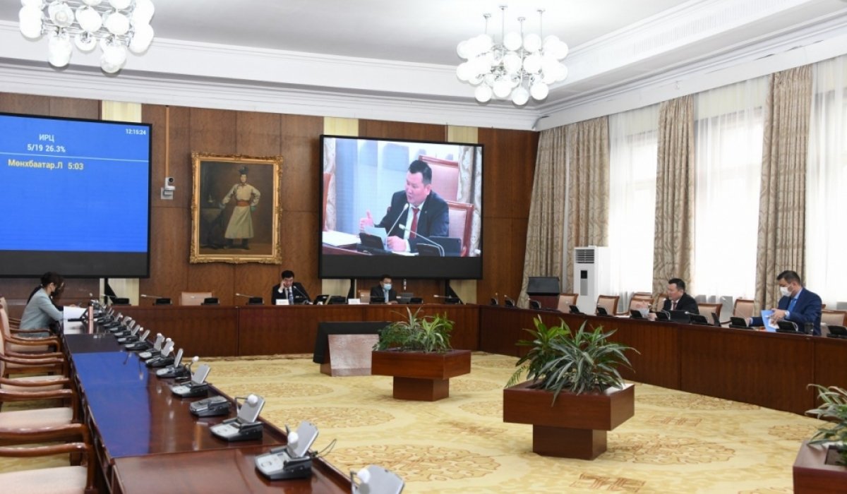 Хууль зүйн байнгын хороо Ерөнхийлөгчийн хоригийг дэмжсэнгүй