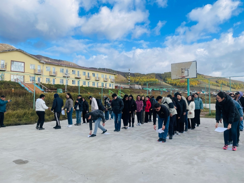 БАГШ НАРЫН БАЯРЫГ ТЭМДЭГЛЭН ӨНГӨРҮҮЛЛЭЭ | mandakh